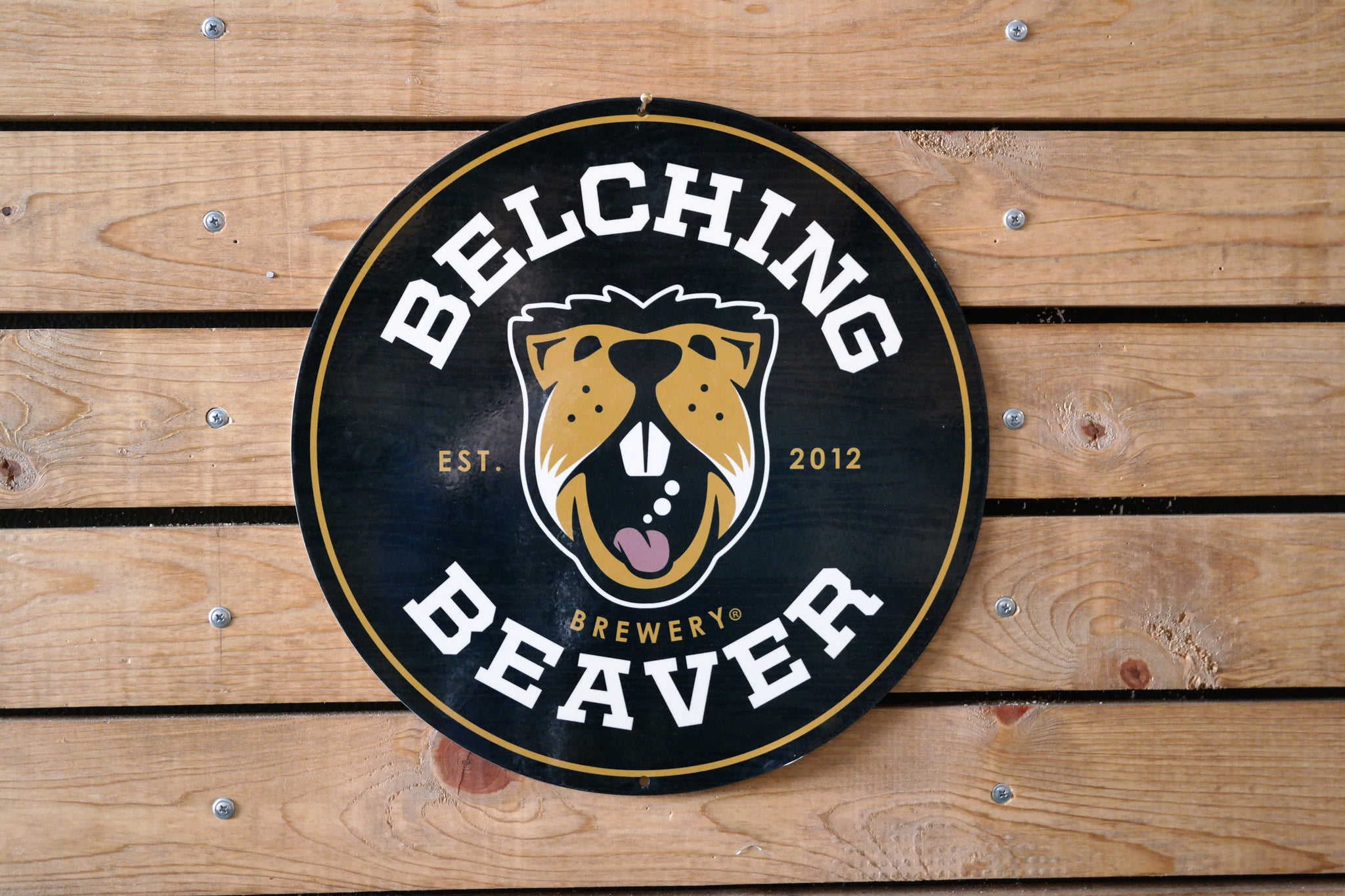Round Tin Tacker – Belching Beaver Brewery